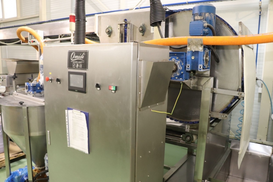 2016 OMIDI COMPLETE LINE FOR ROLLED CAKE | Food industry equipment | 1355