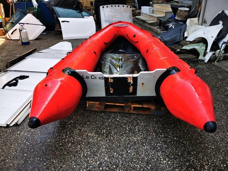 2009 BOMBARD COMMANDIER C4/430 Inflateble boat | Transport i logistika ...