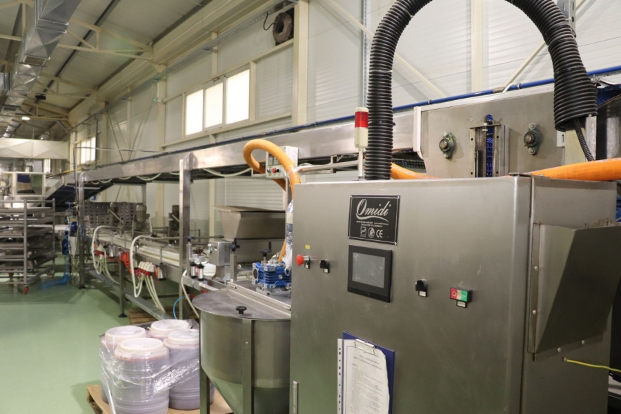 2016 OMIDI COMPLETE LINE FOR ROLLED CAKE | Food industry equipment | 1355